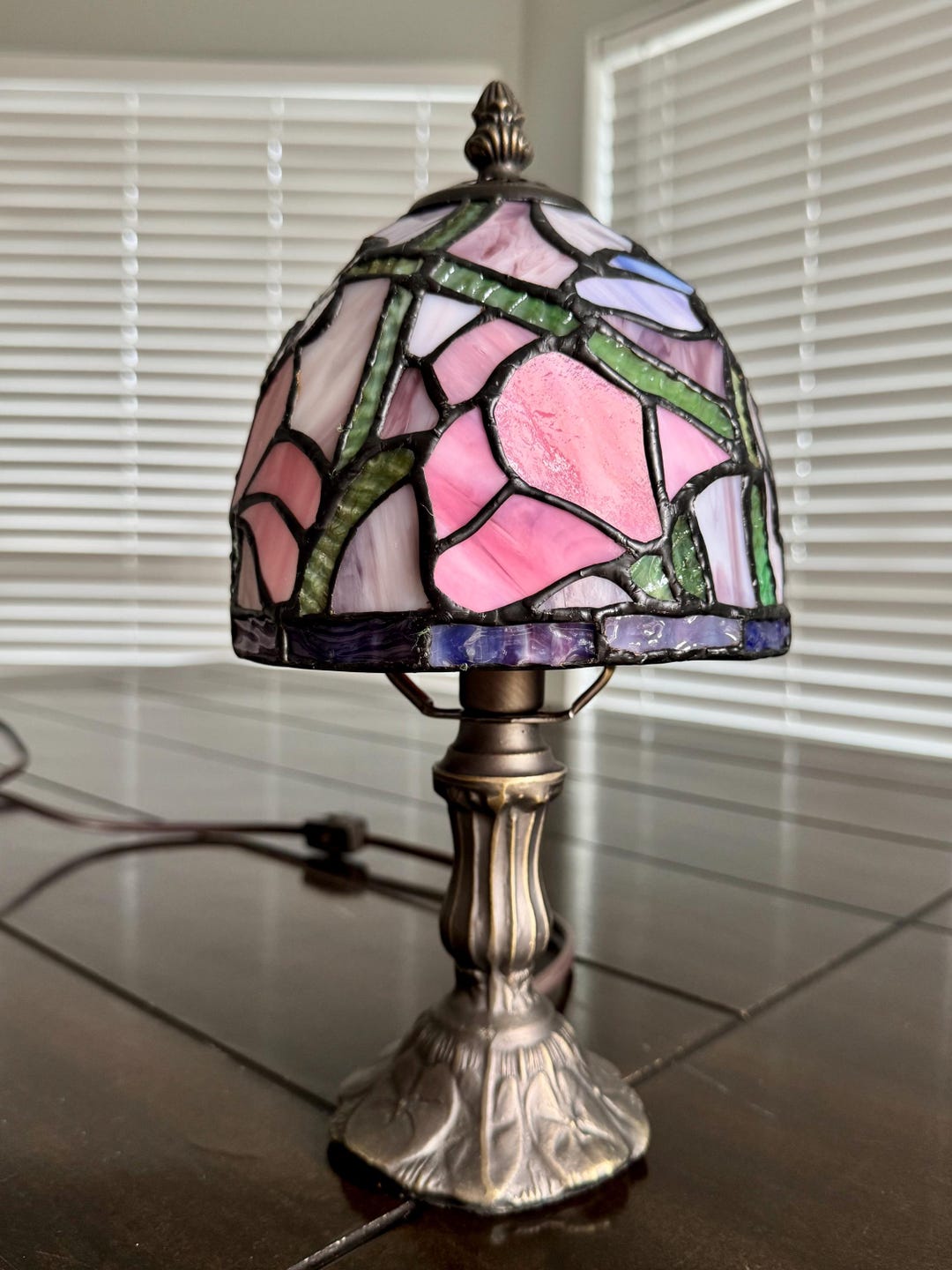 Vintage Tiffany Style Stained Glass Accent Lamp | 1980s Leaded Glass ...