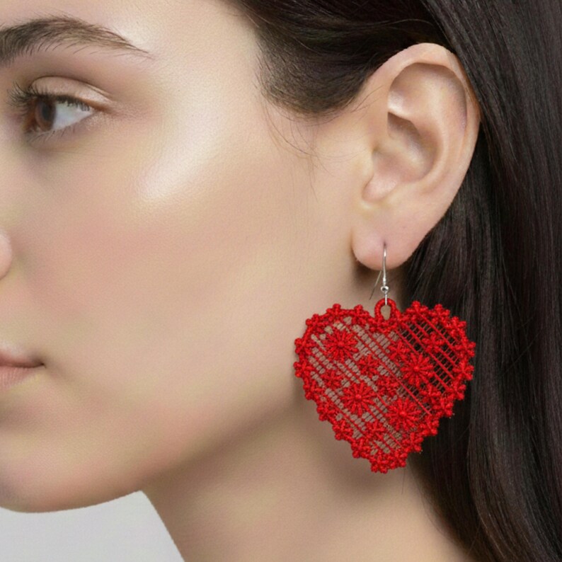 FSL Earring | Botanical Scroll Heart Embroidery Design (4x4 Hoop File ...