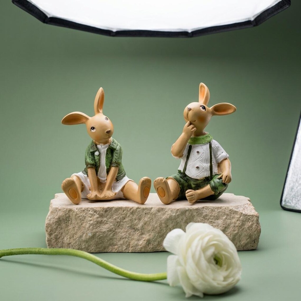 Easter Bunny Couple Figurines, Set of 2 Rabbits, Rabbit Resin Decor ...
