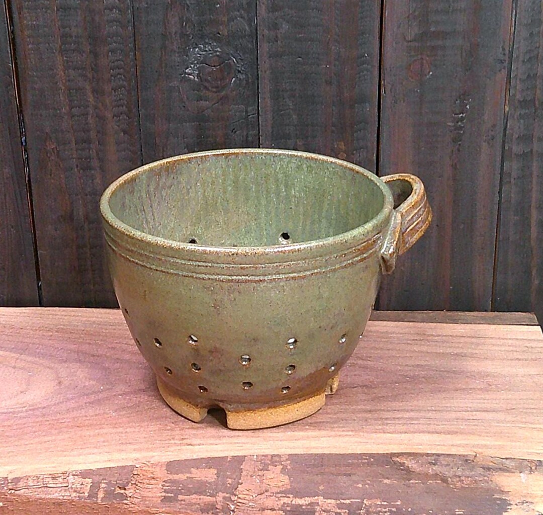 Colander ~ Hand Thrown Pottery - Etsy