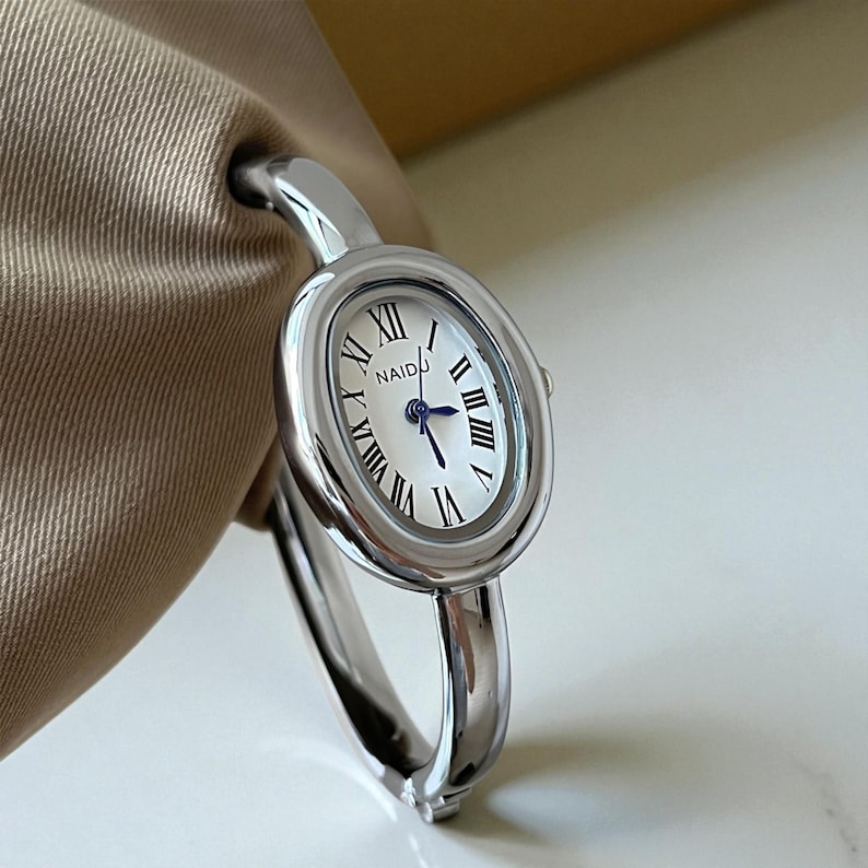 Vintage Oval Bangle Watch : Elegant Bracelet Style in Gold & Silver - Etsy