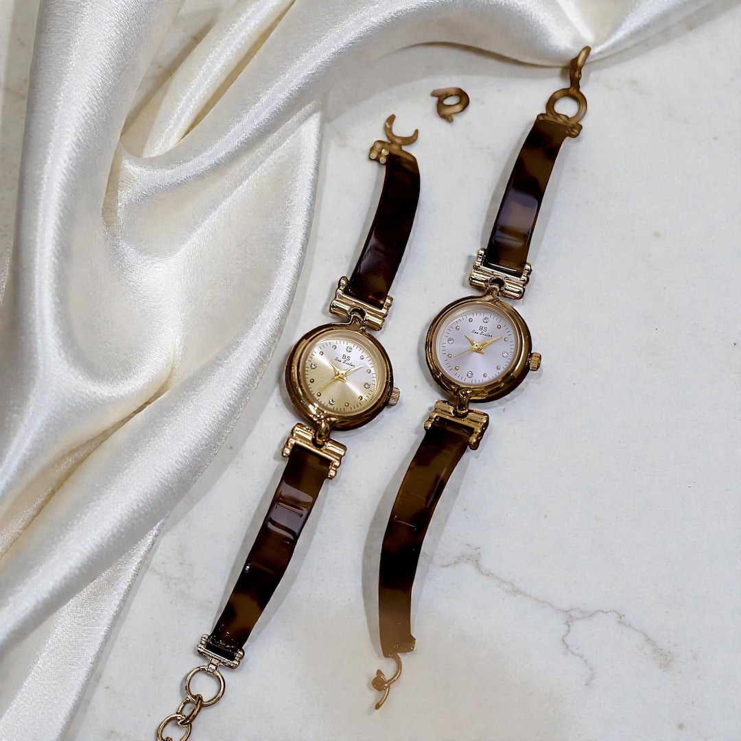 Vintage Round Bangle Watch : Elegant Tortoiseshell Bracelet Style in ...