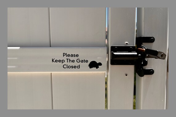 Please Keep the Gate Closed Vinyl Fence Sticker Decal. Cat - Etsy