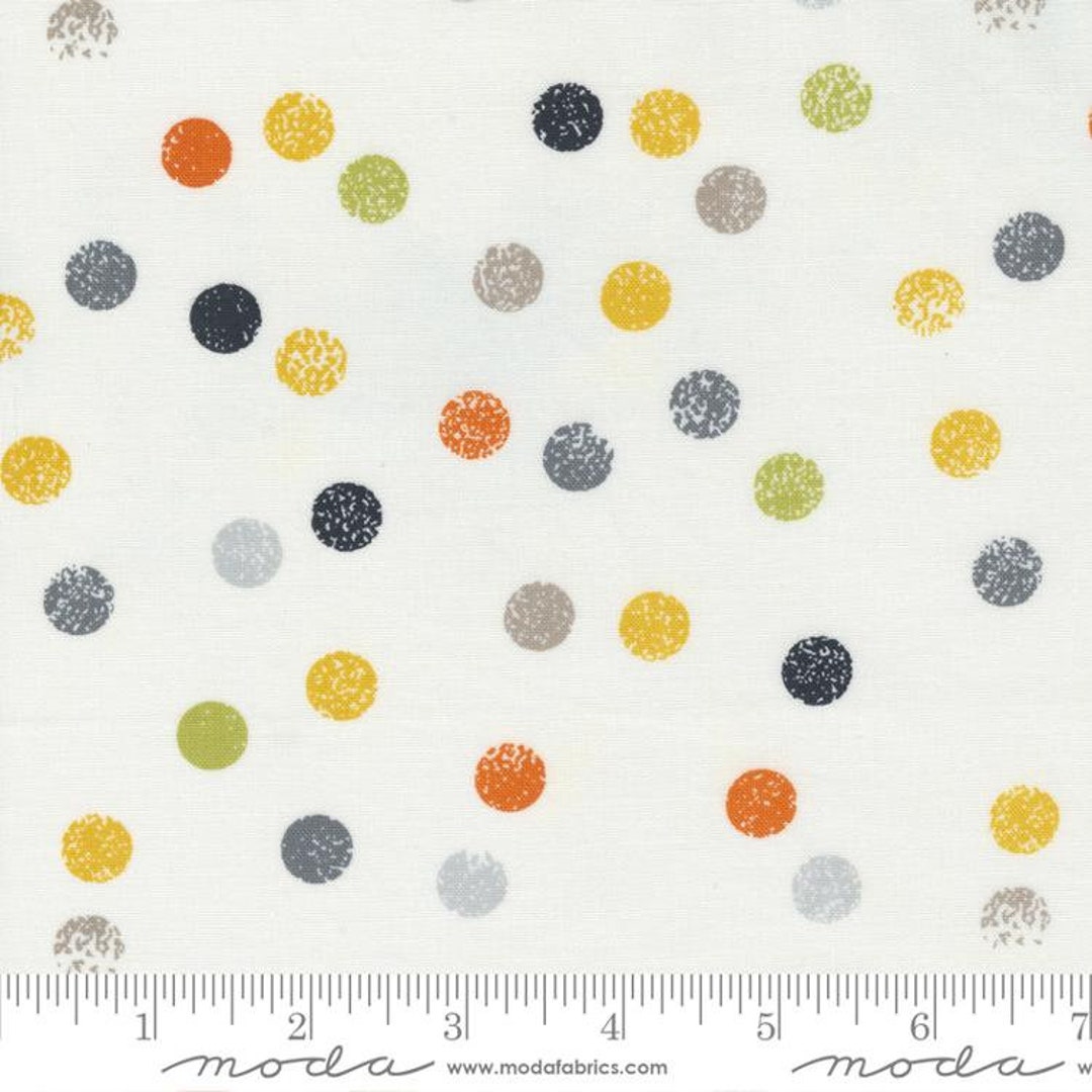 Filigree - Dottie Dots off White 1813 12 by Zen Chic From Moda Fabrics - Etsy