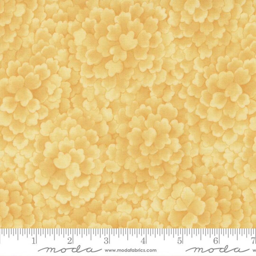 Summer Breeze - Petal Blenders Floral Yellow 33685 12 From Moda Fabrics - Etsy