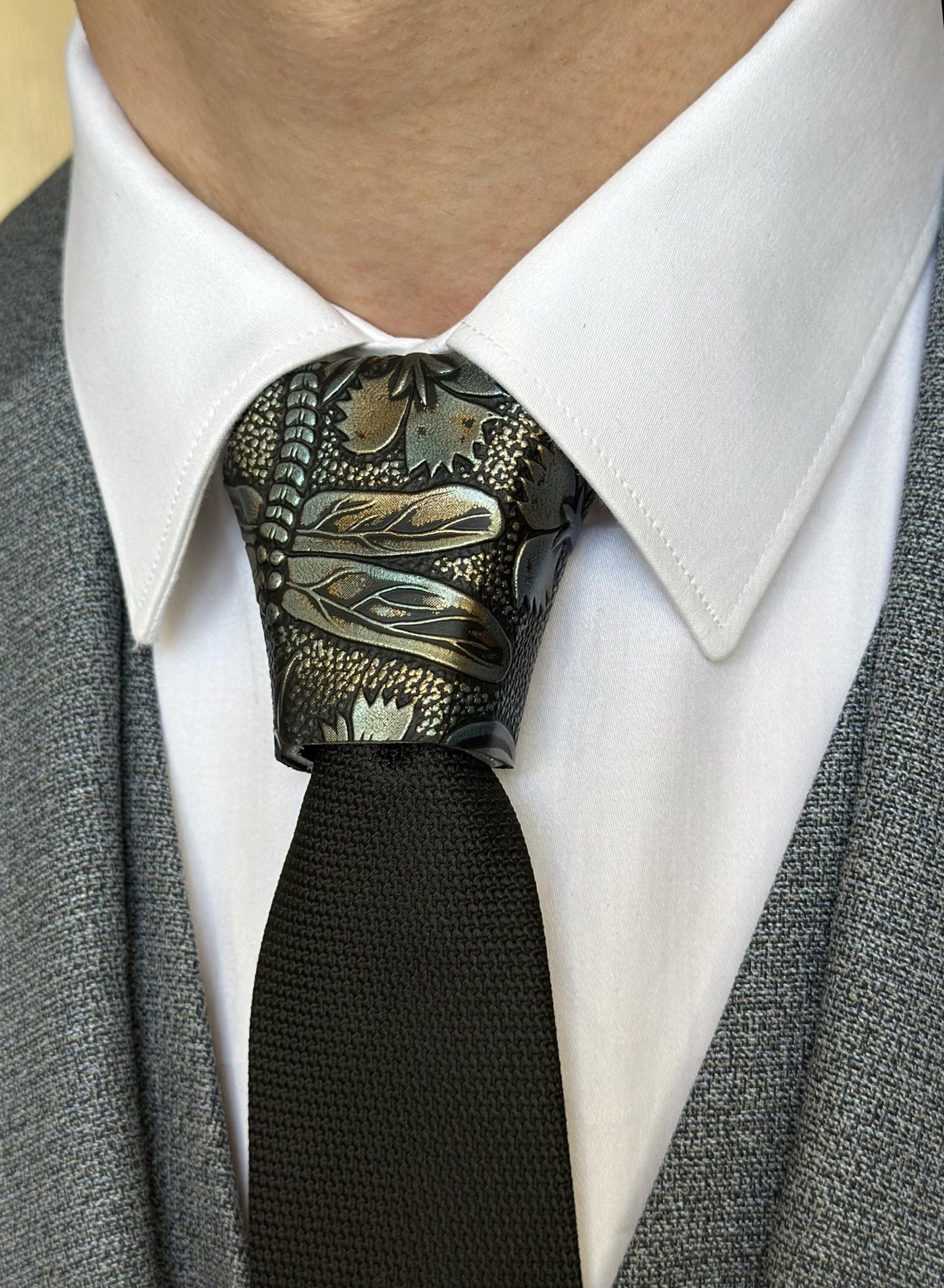 Mens Tie Accessory, Metallic Patterned Tie Detail, Tie Clip Alternative ...