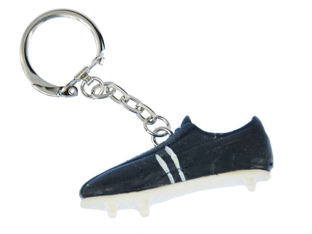 Football Soccer Shoe Key Ring Chain Miniblings Soccer Shoes Em Wm Sport ...