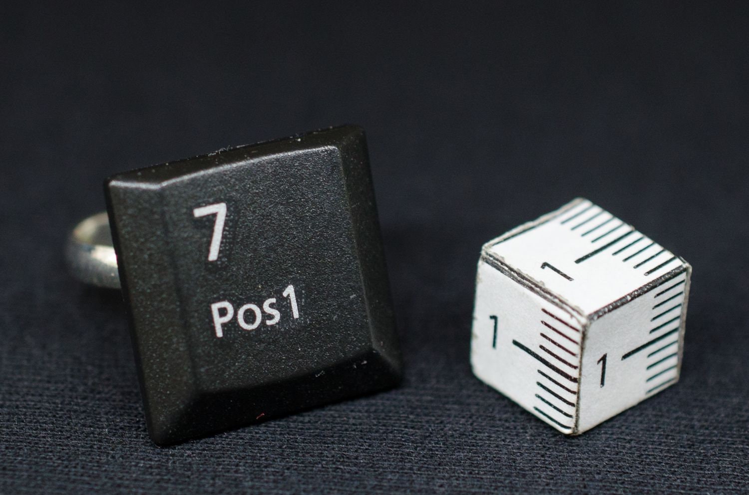 Seven Pos1 Keyboard Ring Number Key Miniblings Computer PC Upcycling ...