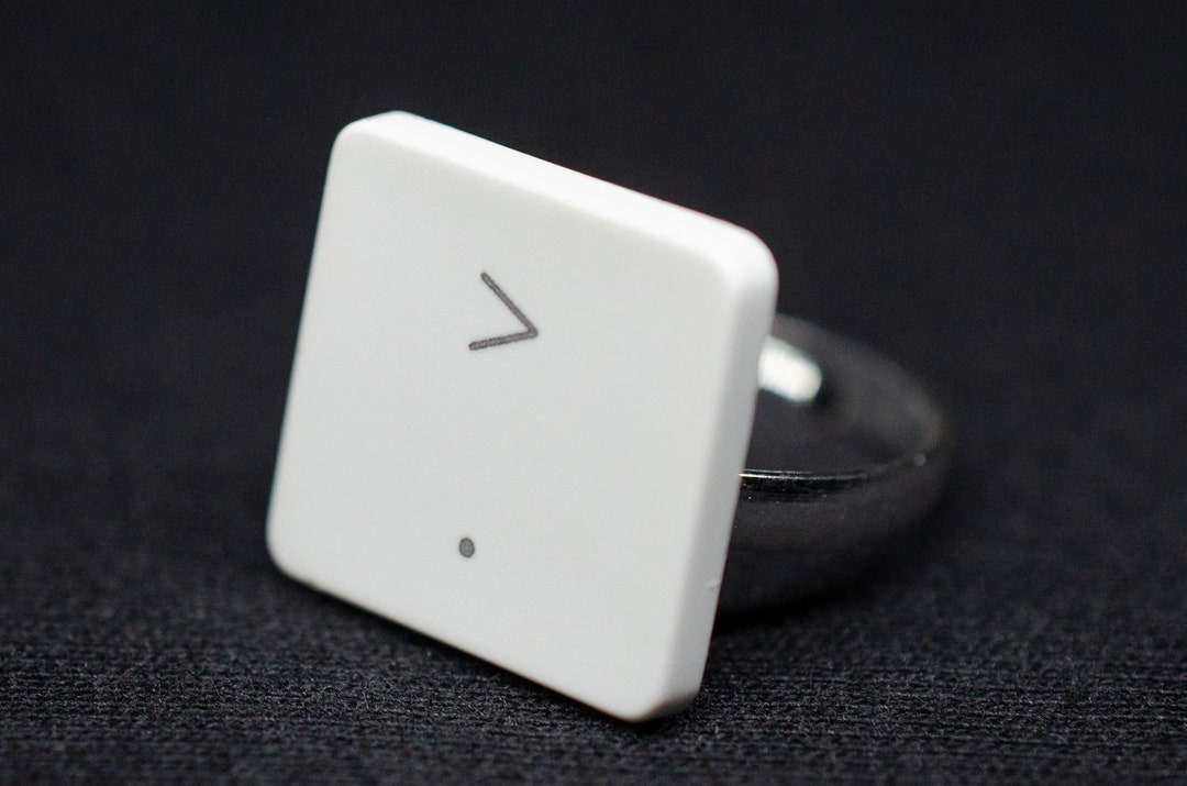 Arrow Point. Key Keyboard Ring Sign Ring Miniblings Computer Keyboard ...