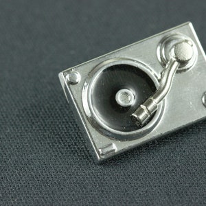 Turntables Record Player Pin Badge Button Turntables Brooch DJ | Etsy