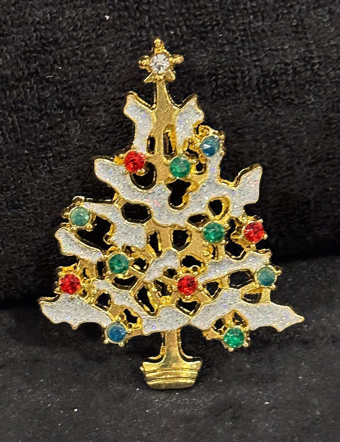 Vintage Christmas Tree Pin Gold Tone With Rhinestones Holiday Brooch ...
