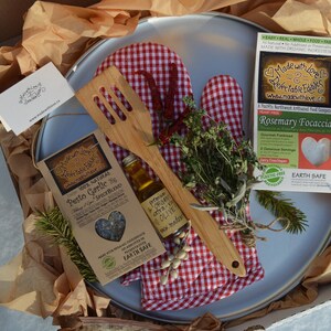 The Goodies Box DIY Pizza Party Kit Bake Your Own Magic Organic Pizza ...