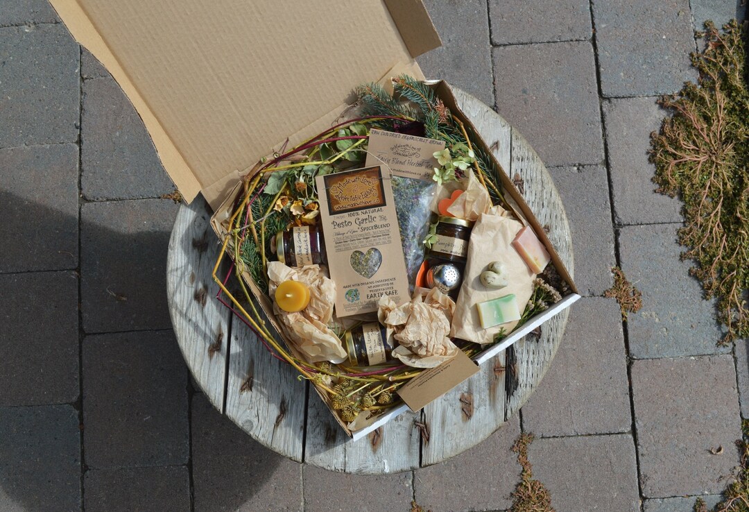 5+ BUY MORE Fairy Love Eco Goodies Boxes Foodie Gift Box Gourmet ...