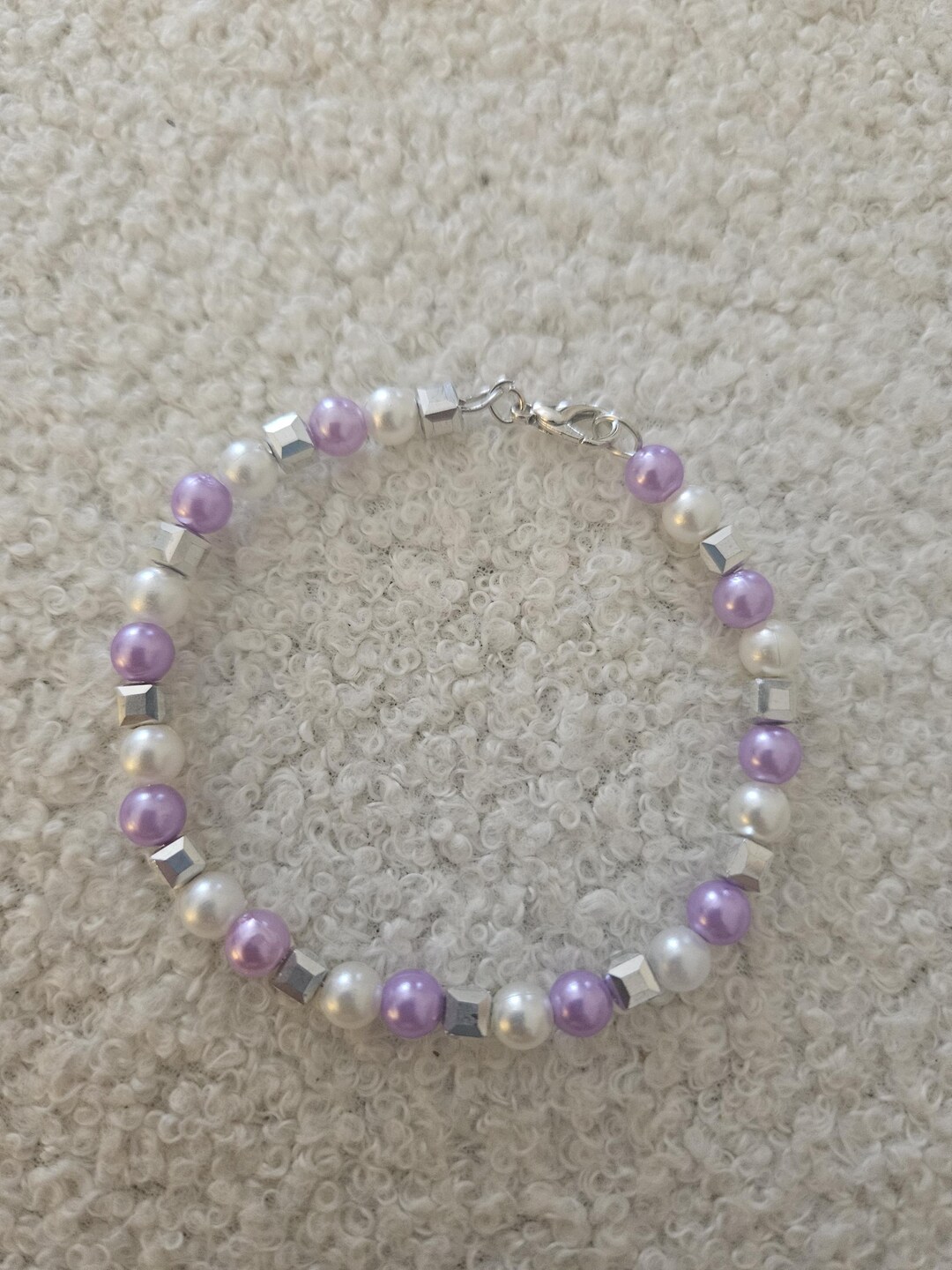 Lilac, White and Silver Wire Bracelet With Lobster Claw Clasp. 19cm - Etsy