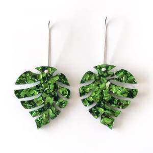 Monnie Drops Emma Laser Cut Drops Earrings Emerald Green Glitter ...
