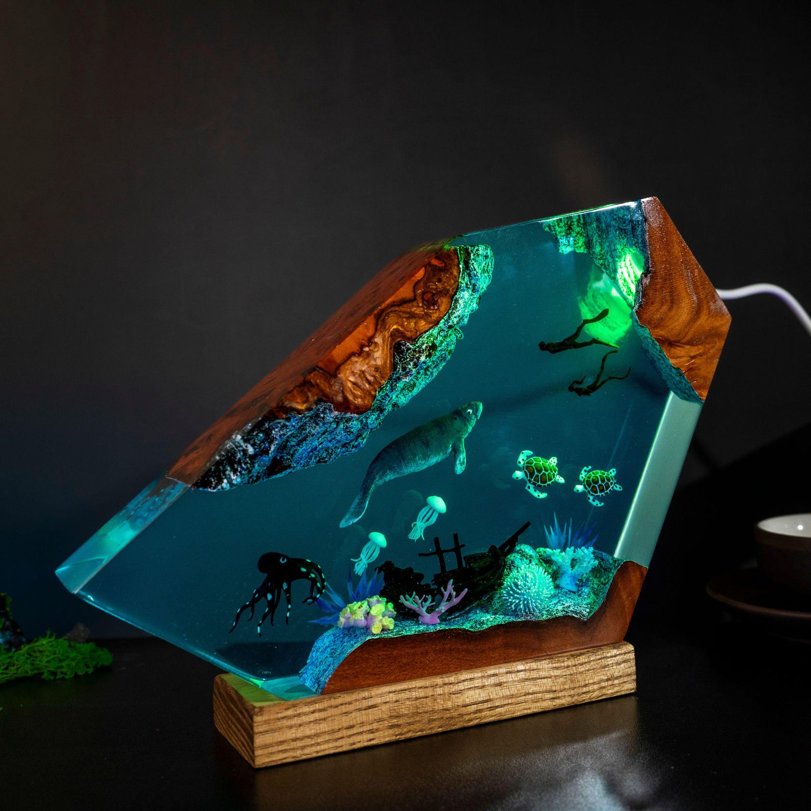Manatee and Octopus Resin Night Light, Handmade Ocean Epoxy Lamp ...
