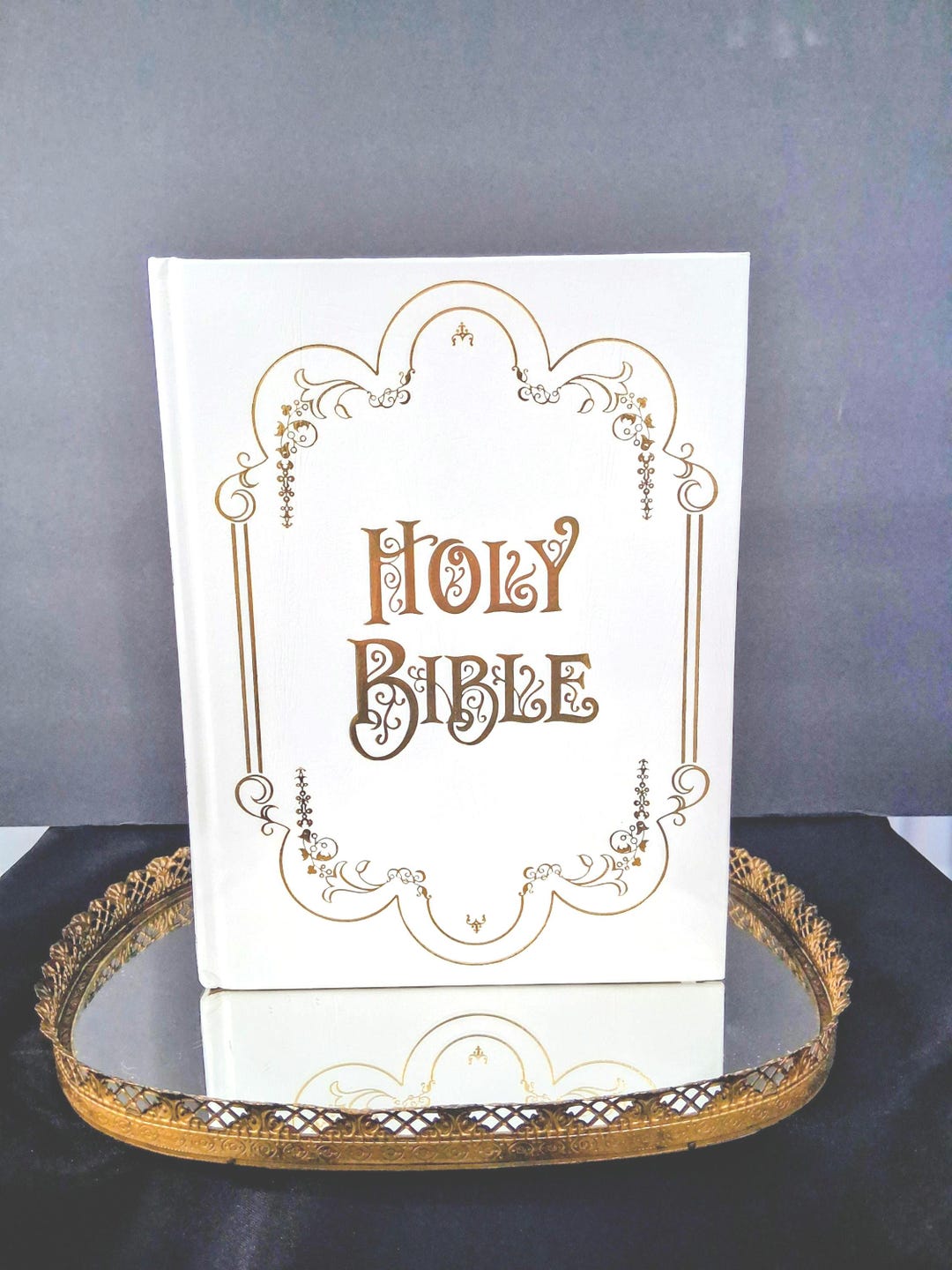 Vintage King James Family Bible, White & Gold Gilt, Illustrated, 1985 - Etsy