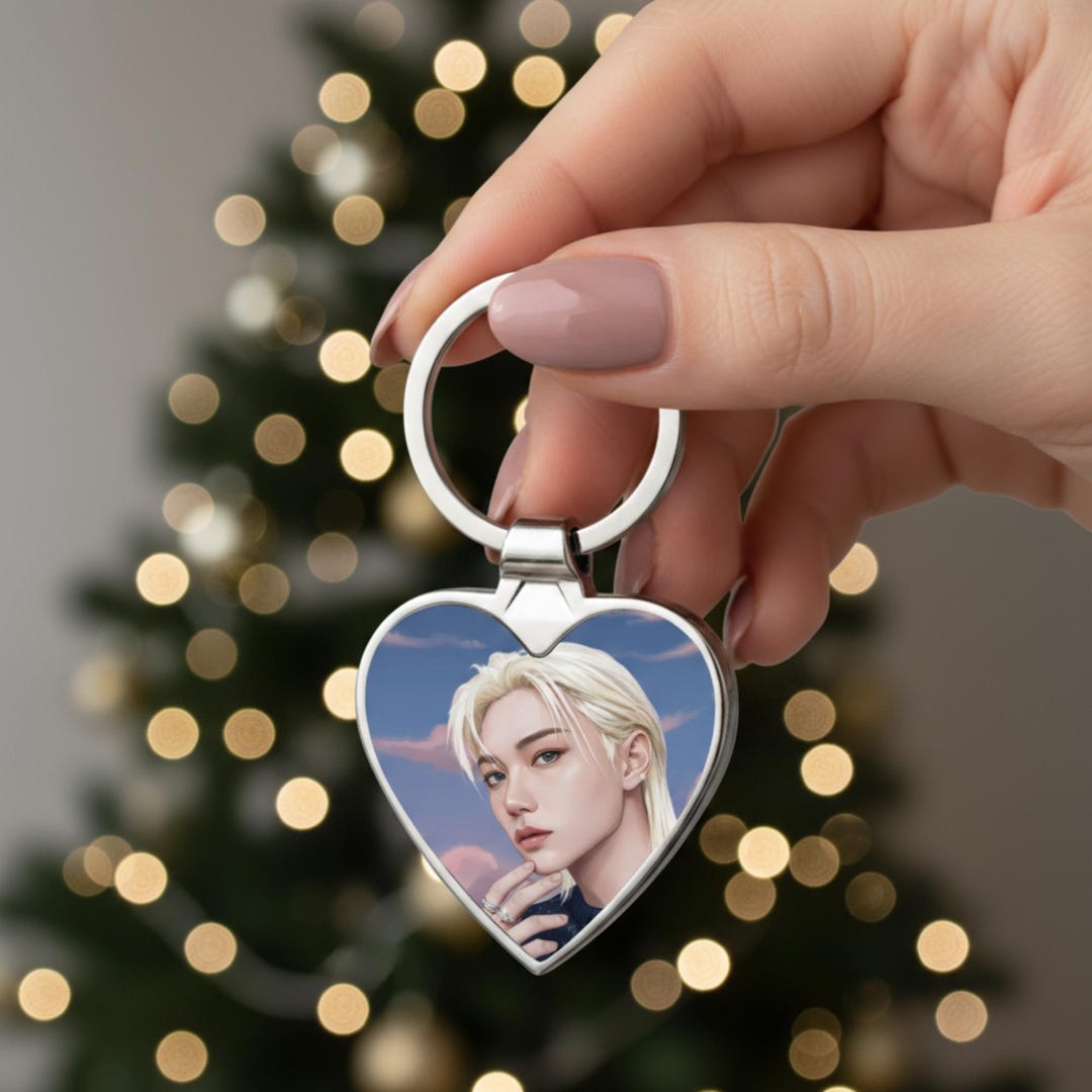 Kpop Keychain SKZ Felix Heart Shape Key Chain K-pop Fans Gift - Etsy