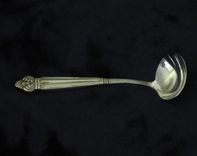 Vintage Gravy Ladle - Monarch Plate - National Silver Company - Scroll ...