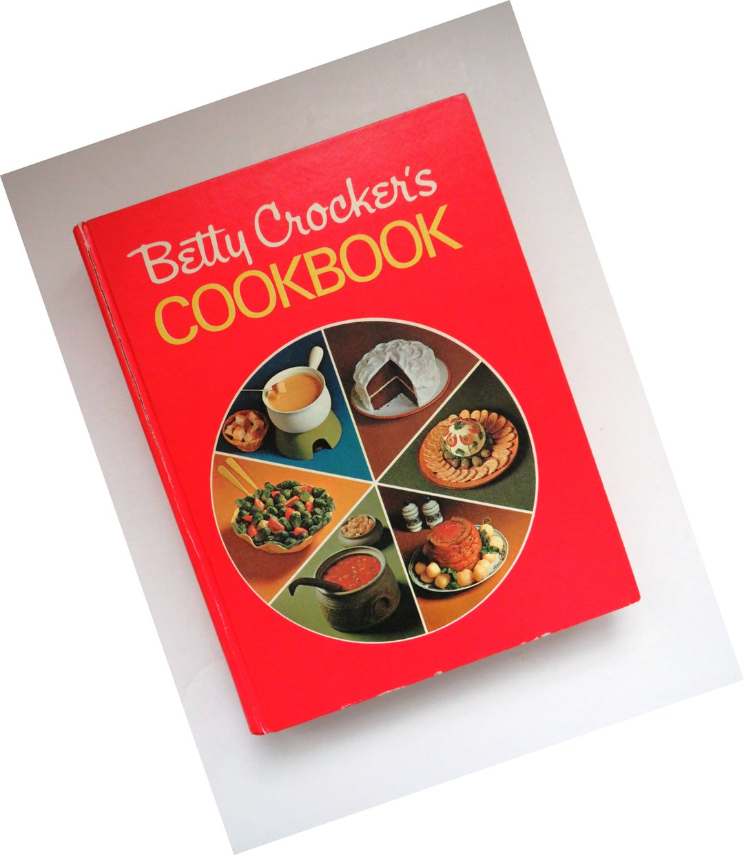 Betty Crockers Cookbook 1972 13th Printing Orange Hard Cover Pie Front ...