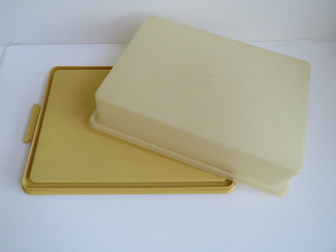 Tupperware Sheet Cake Cupcake Taker 2 Piece Rectangle - Etsy