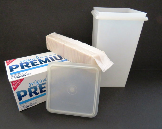 Vintage Tupperware Saltine Saver Container - 2 Piece White Clear ...