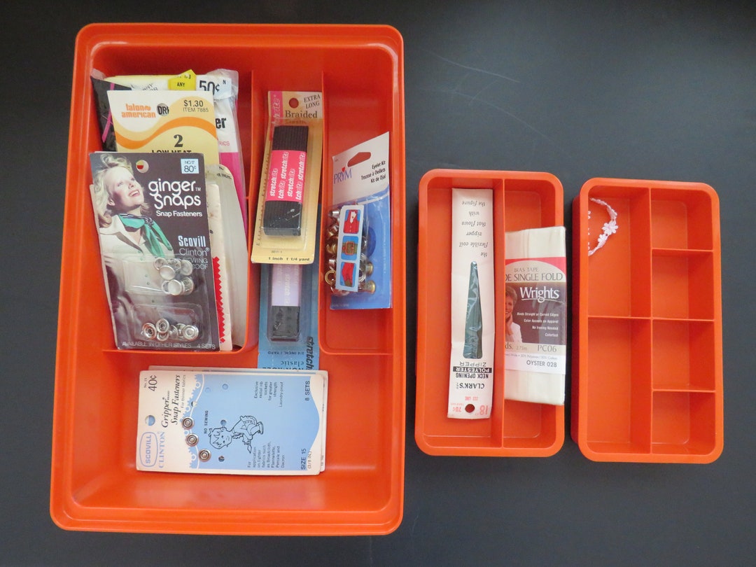 1980 Tupperware Hobby Organizer - Orange Divided Plastic Container Lid ...
