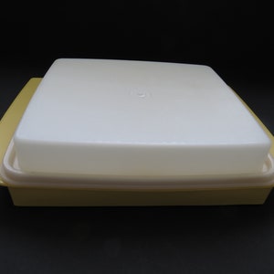 1970s Tupperware Deviled Egg Container - Yellow 4 Pc Hard Boiled Egg ...