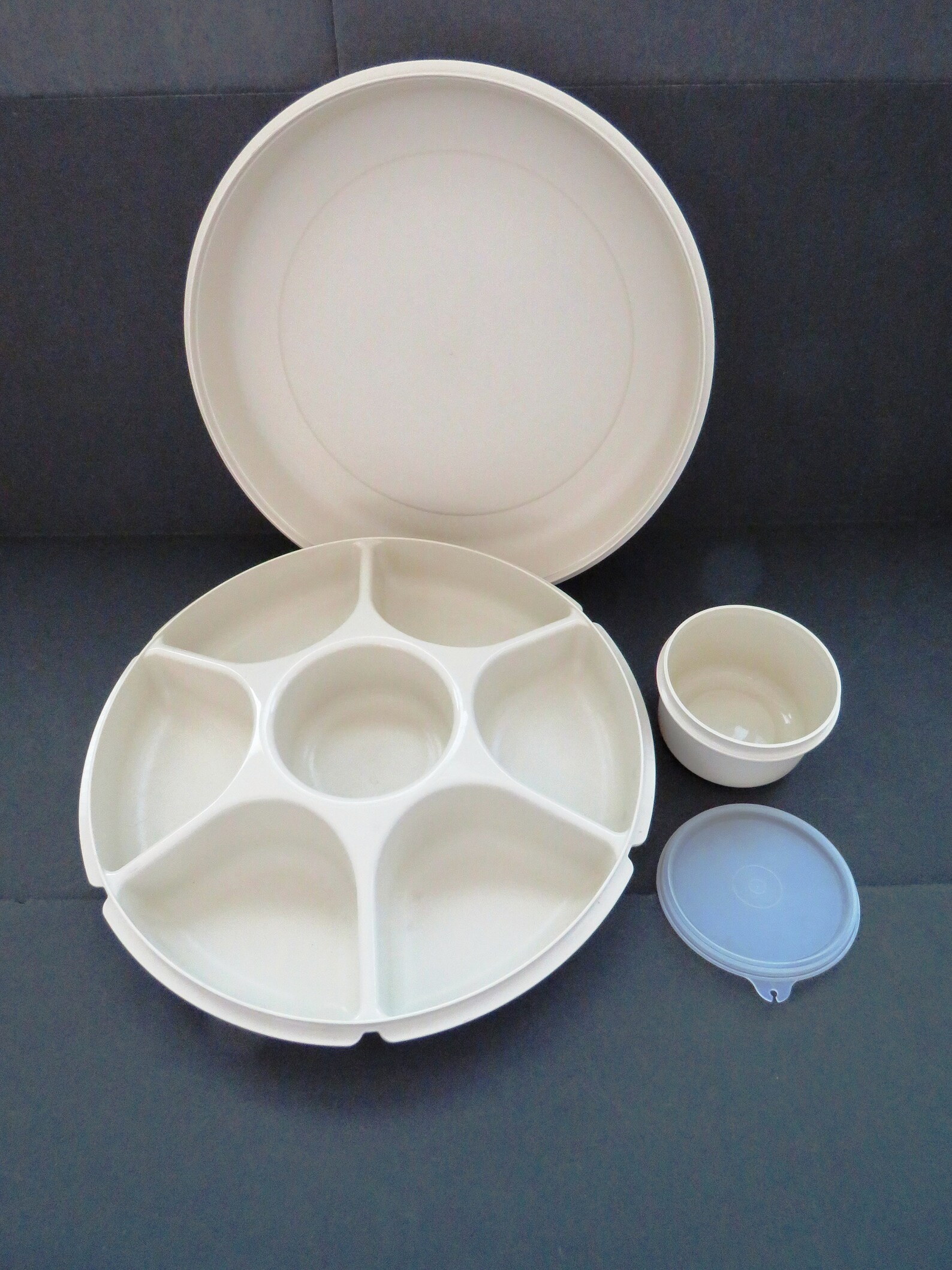 Tupperware Serving Tray with Lid and Dip Holder 6 | Etsy