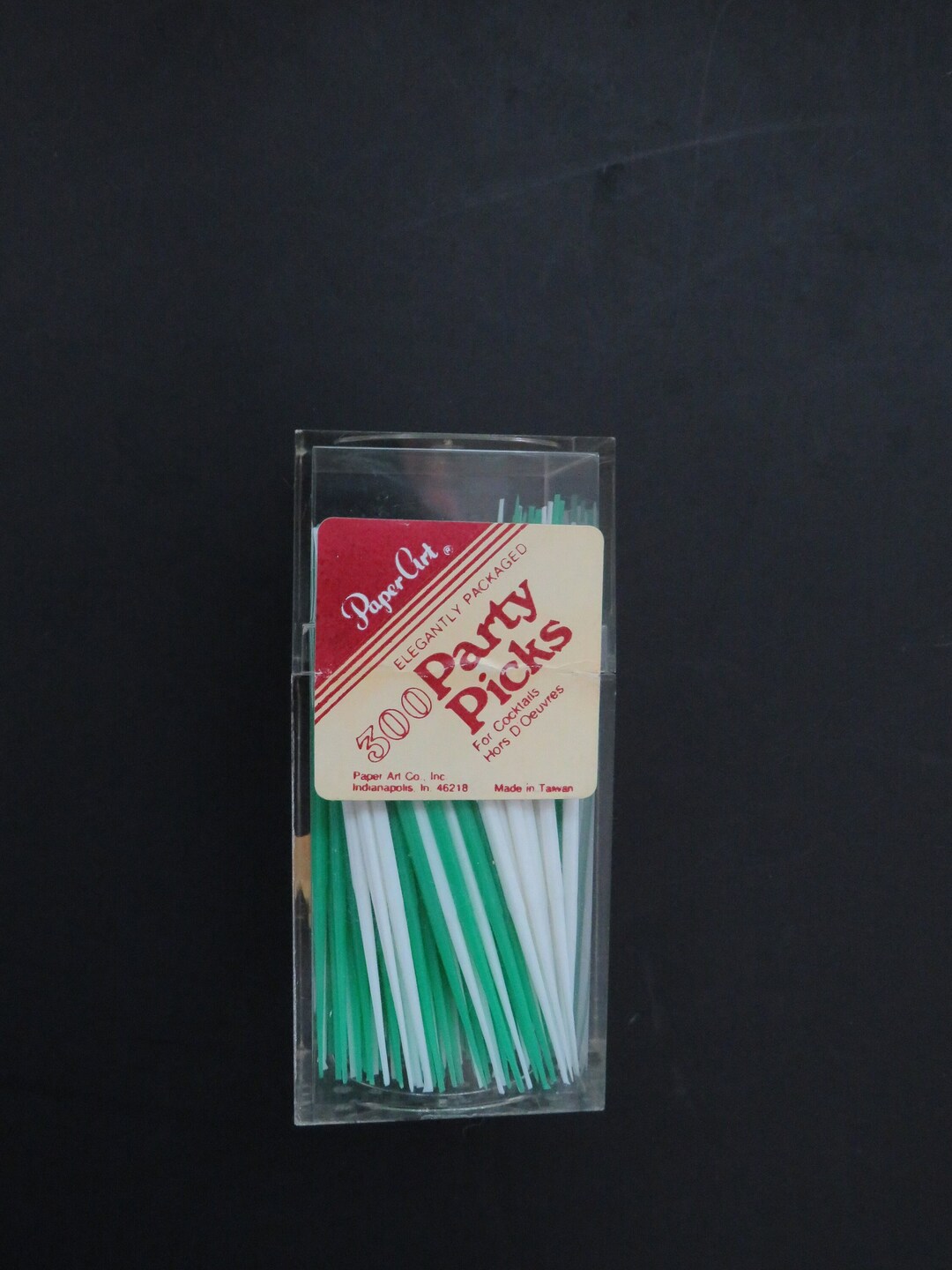 Plastic Party Picks by Paper Art - 300 Green White Cocktail Toothpicks ...