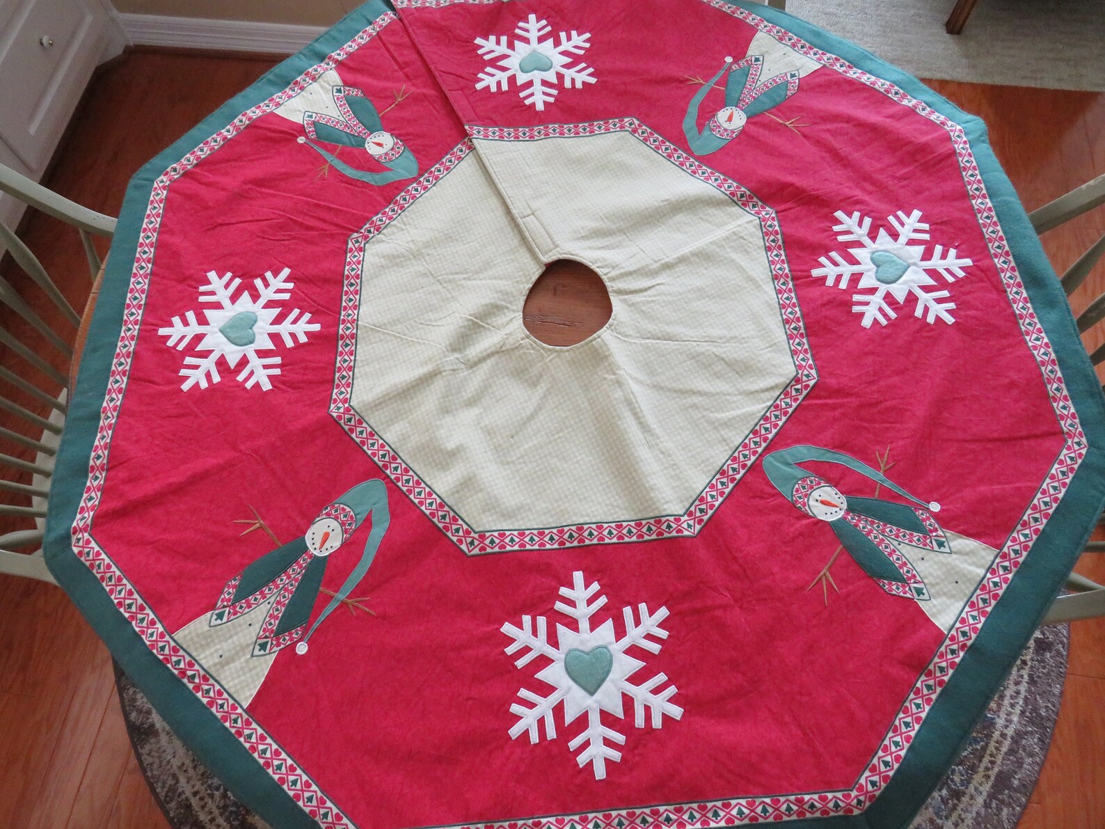 Red Octagon Christmas Tree Skirt Snowmen Hearts Snowflakes - Etsy