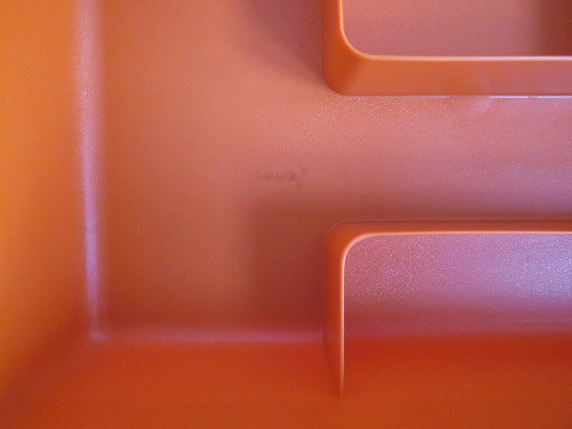 1980 Tupperware Hobby Organizer - Orange Divided Plastic Container Lid ...