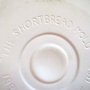 1993 Round Christmas Shortbread Cookie Mold by Hartstone - Etsy