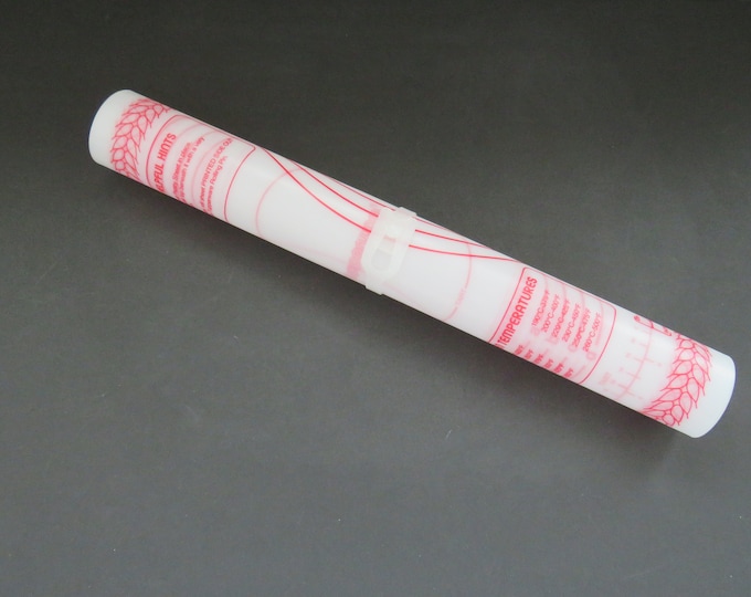 1977 Tupperware Pastry Mat - Sheer White and Red Plastic - Pastry Chef ...
