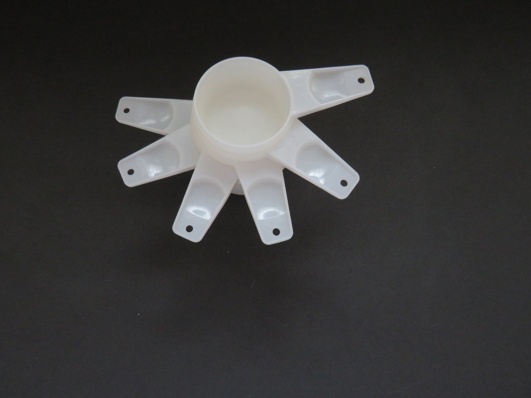 1970s Tupperware Measuring Cups - Complete Set of 6 - Sheer White Retro ...