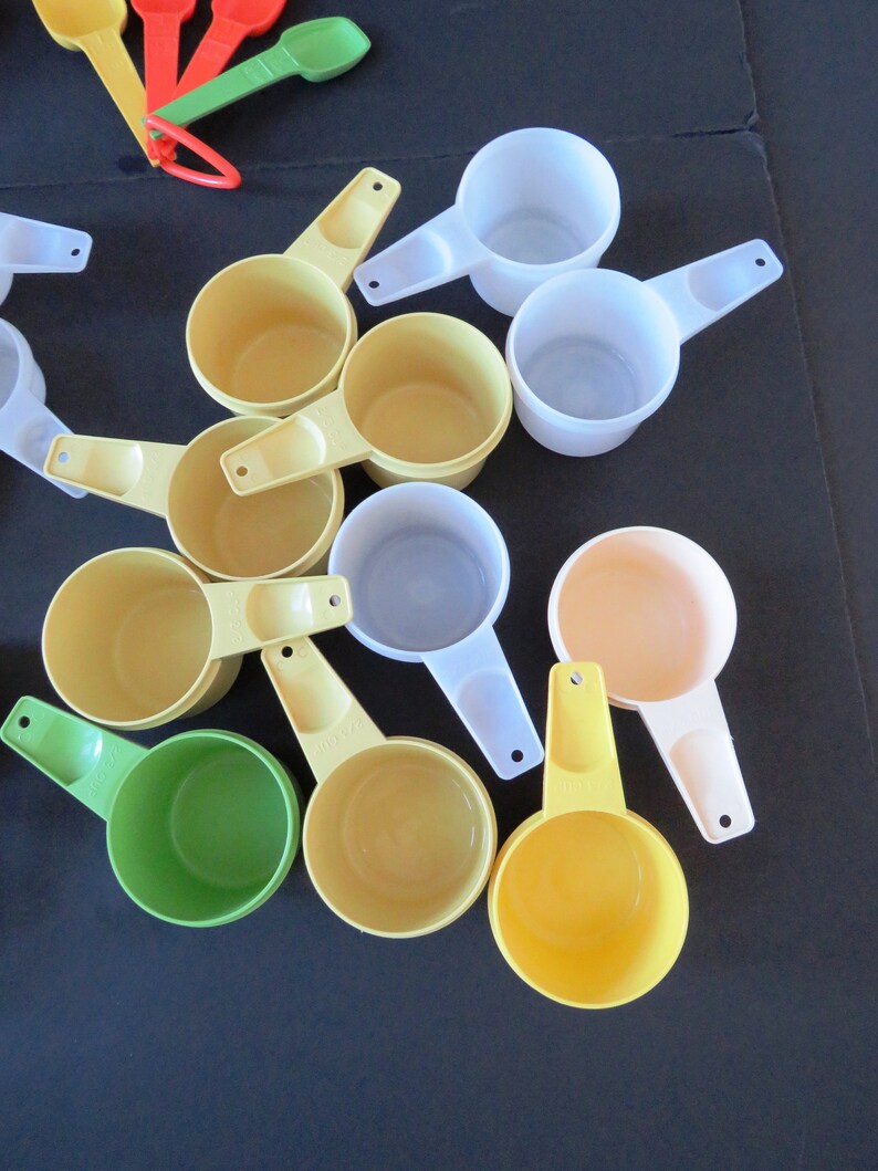 1970s Tupperware REPLACEMENT Measuring Cups and Spoons You - Etsy