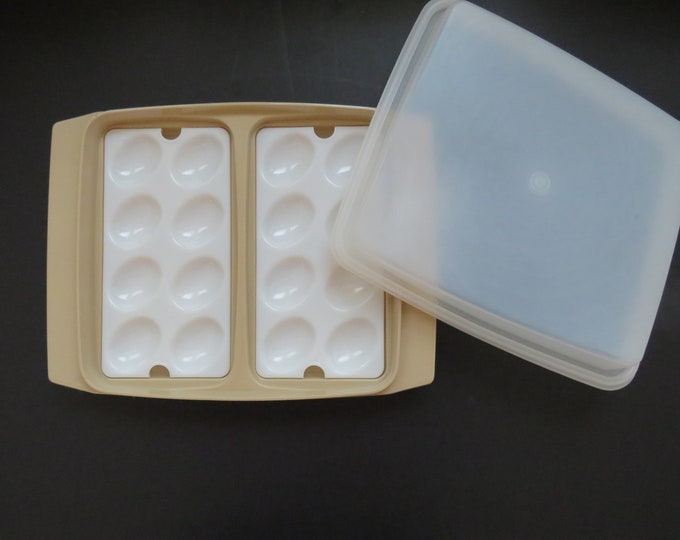 1980s Tupperware Deviled Egg Container Tan 4 Pc Hard Boiled Egg Holder ...