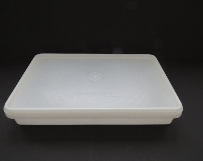 Vintage Tupperware Storage Container - Rectangle Deli Keeper With Lid ...