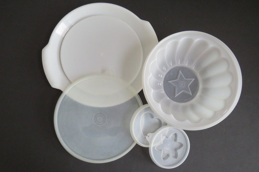 1970s Tupperware Jello Mold - Jel N Serve Mold - 6 Pieces White Fluted ...