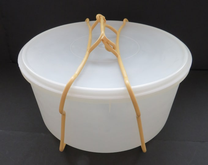 1960s Large Round Tupperware Carry All Container With Snap on Lid ...