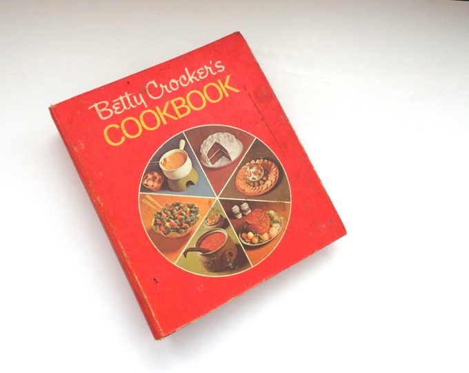 Betty Crockers Cookbook - 1972 15th Printing - 5 Ring Pie Binder Hard ...