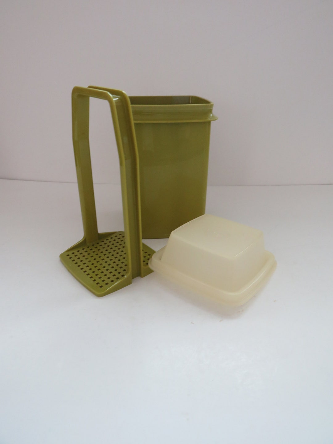 1970s Small Tupperware Pic a Deli Pickle Holder - Avocado Green ...