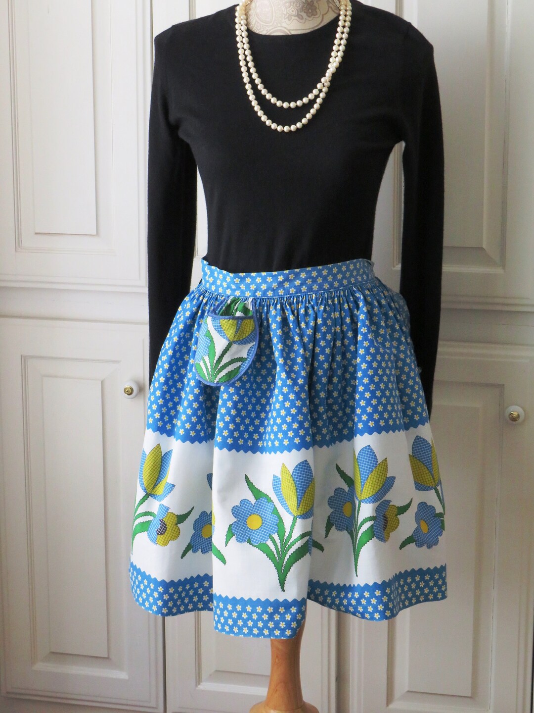 1980s Vintage Floral Half Apron - Blue Yellow Tulips Daisies - Hostess ...