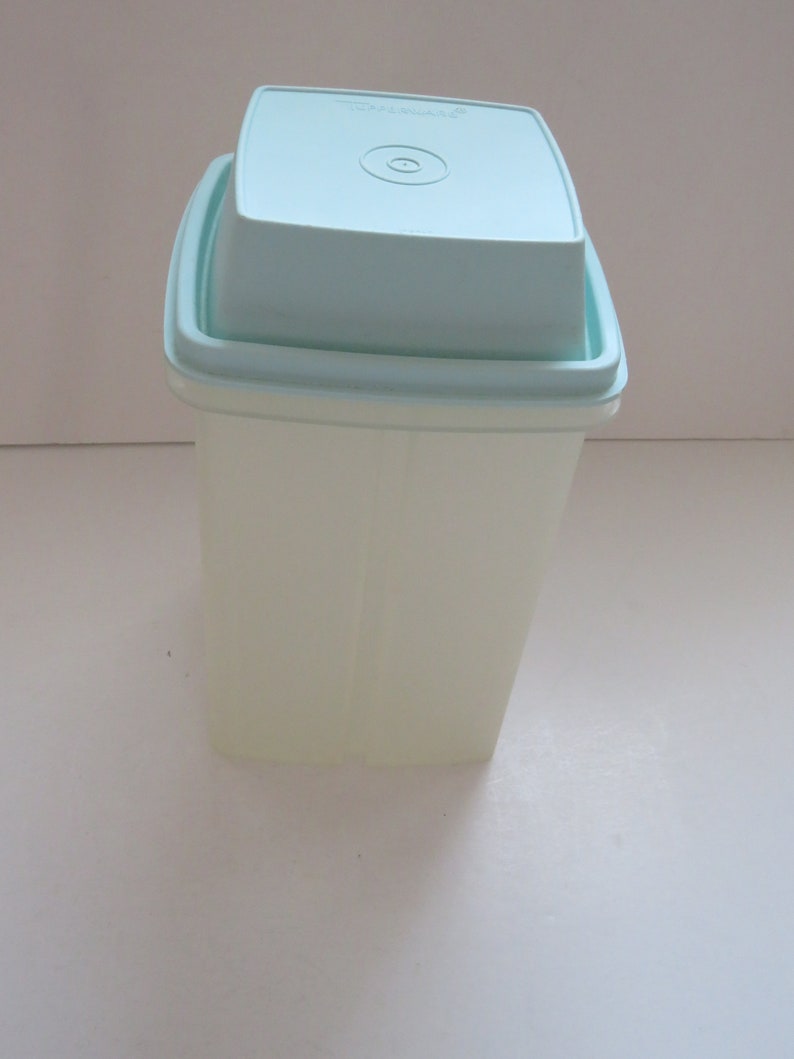 1980s Tupperware Pic a Deli Pickle Holder Aqua Lid - Etsy