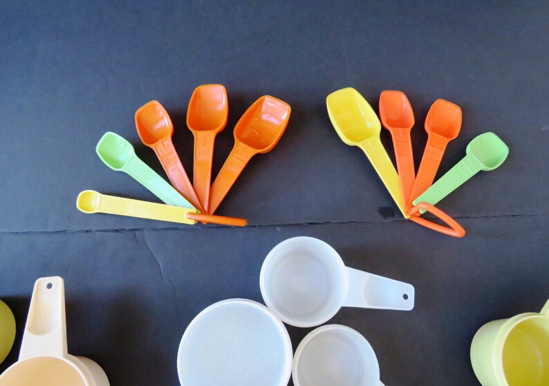 1970s Tupperware REPLACEMENT Measuring Cups and Spoons You - Etsy