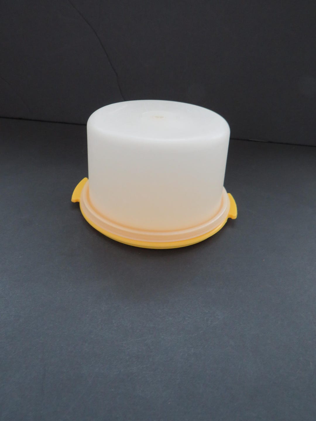 MINI Vintage Tupperware TOYS Cake Taker - Tupper Toys - Yellow Base ...