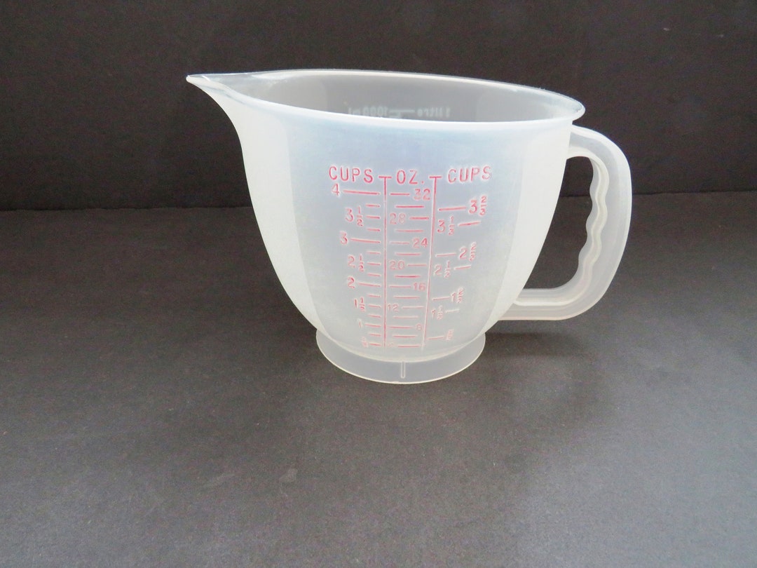 1970s Tupperware 4 Cup Measuring Cup Pitcher Retro Mix N Stor Pitcher ...