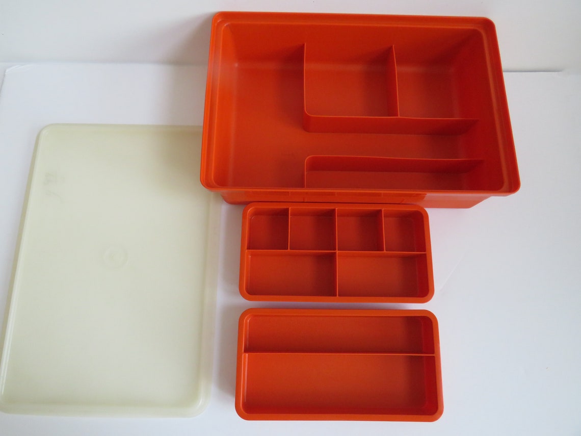 1980 Tupperware Hobby Organizer - Orange Divided Plastic Container Lid ...