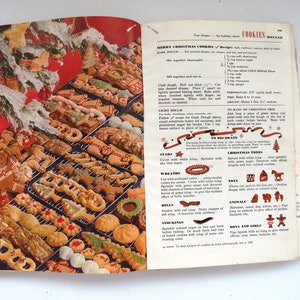 Betty Crockers Picture Cook Book - 1950 1st Edition 7th Printing Red ...