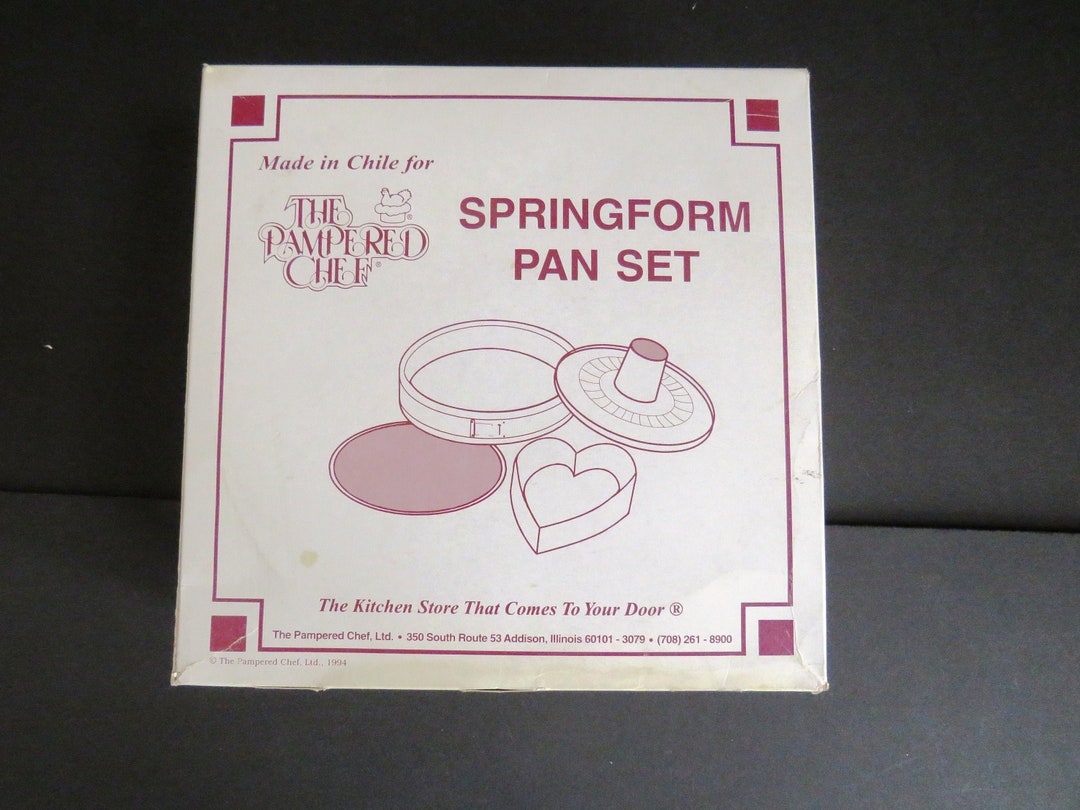 Round Springform Cake Pan Set With Heart and Bundt Inserts - Metal ...